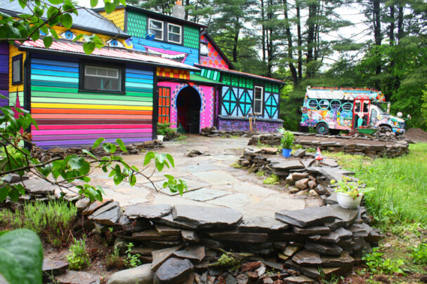 The Most Colorful Home in the World – CAPTIVATIST